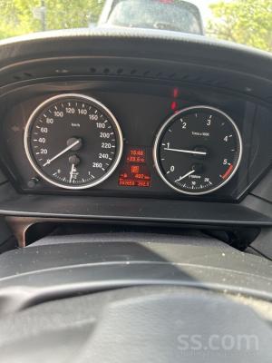 Черный БМВ 520 2010 в Екабпилс, объемом двигателя 2.00 л и пробегом 293 тыс. км за 5500 €, фото 9 на AUTOMOTO.COM.LV
