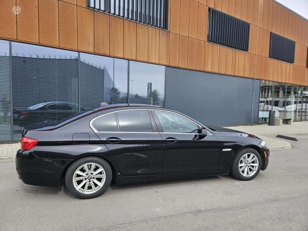 Melns BMW 520 2010 Klaipėda, ar dzinēja tilpumu 2.00 L un nobraukumu 286 tūkst. km par 7990 €, foto 8 vietnē AUTOMOTO.COM.LV