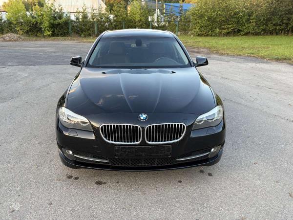 БМВ 520 2010 в Каунас на AUTOMOTO.COM.LV Черный БМВ 520 2010 в Каунас, объемом двигателя 2.00 л и пробегом 280 тыс. км за 8300 €, фото 4 на AUTOMOTO.COM.LV