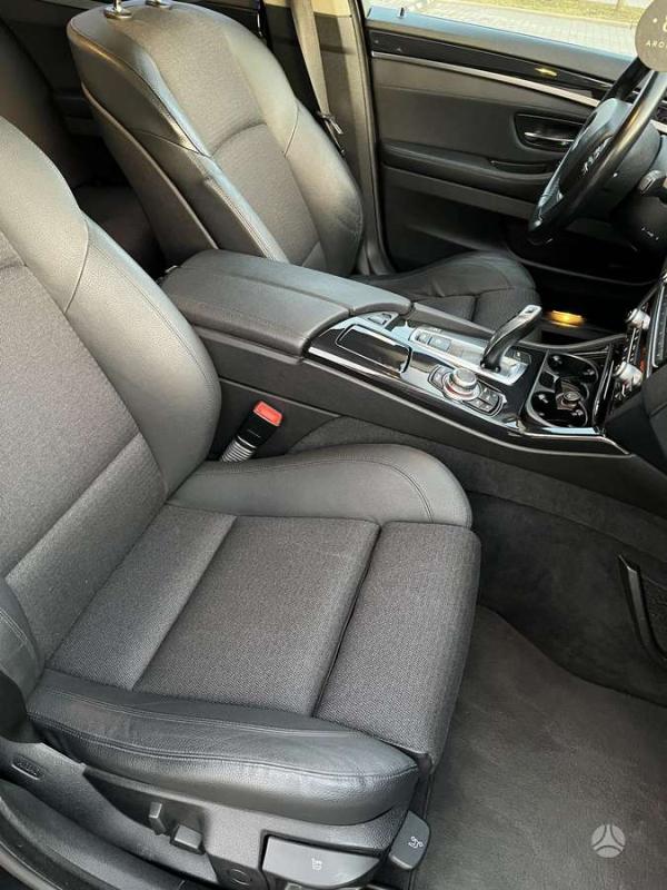 БМВ 520 2010 в Каунас на AUTOMOTO.COM.LV Черный БМВ 520 2010 в Каунас, объемом двигателя 2.00 л и пробегом 280 тыс. км за 8300 €, фото 11 на AUTOMOTO.COM.LV