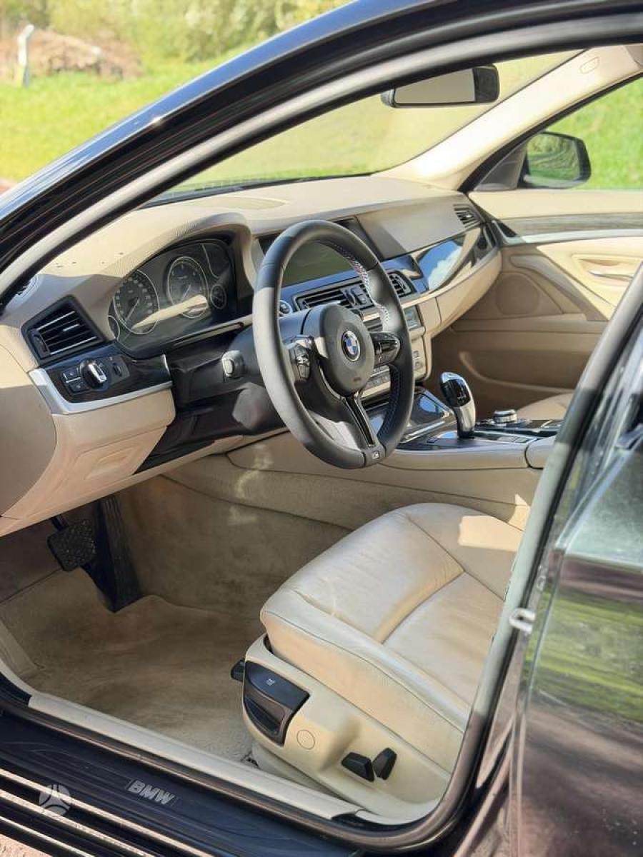 Melns BMW 520 2010 Šauļi, ar dzinēja tilpumu 2.00 L un nobraukumu 318 tūkst. km par 7500 €, foto 12 vietnē AUTOMOTO.COM.LV