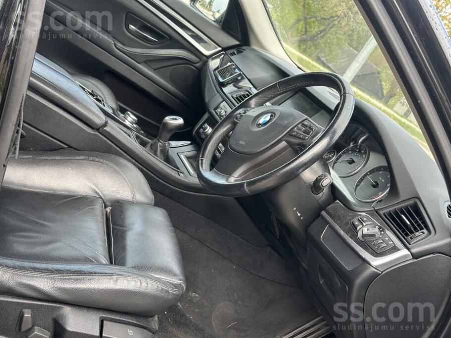 Black BMW 520 2011 in Kraslava, with an engine capacity of 2.00 L and mileage of 210 thousand km for 2000 €, photo 6 on AUTOMOTO.COM.LV