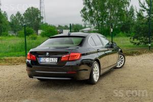 Melns BMW 520 2011 Rīga, ar dzinēja tilpumu 2.00 L un nobraukumu 0 tūkst. km par 9950 €, foto 6 vietnē AUTOMOTO.COM.LV