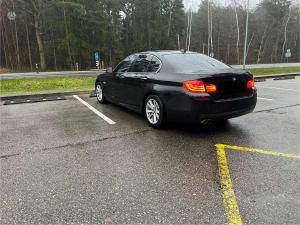 Black BMW 520 2011 in Klaipeda, with an engine capacity of 2.00 L and mileage of 345 thousand km for 7300 €, photo 4 on AUTOMOTO.COM.LV