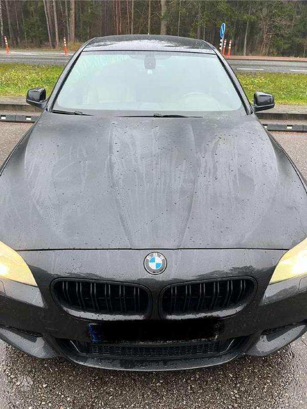 Melns BMW 520 2011 Klaipėda, ar dzinēja tilpumu 2.00 L un nobraukumu 345 tūkst. km par 7300 €, foto 9 vietnē AUTOMOTO.COM.LV