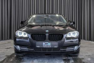 Black BMW 520 2011 in Marijampole, with an engine capacity of 2.00 L and mileage of 230 thousand km for 10950 €, photo 4 on AUTOMOTO.COM.LV