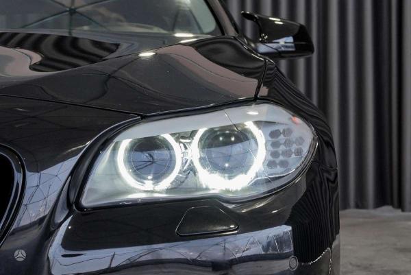 Black BMW 520 2011 in Marijampole, with an engine capacity of 2.00 L and mileage of 230 thousand km for 10950 €, photo 7 on AUTOMOTO.COM.LV