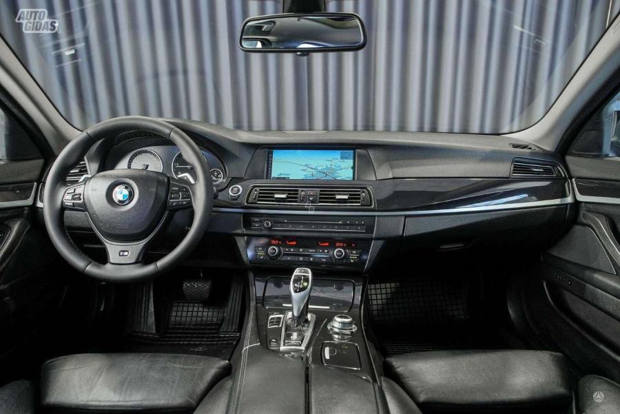 Black BMW 520 2011 in Marijampole, with an engine capacity of 2.00 L and mileage of 230 thousand km for 10950 €, photo 15 on AUTOMOTO.COM.LV