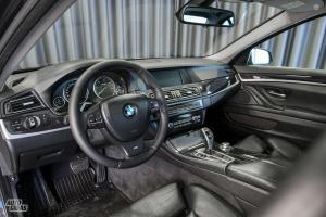 Black BMW 520 2011 in Marijampole, with an engine capacity of 2.00 L and mileage of 230 thousand km for 10950 €, photo 21 on AUTOMOTO.COM.LV