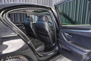 Black BMW 520 2011 in Marijampole, with an engine capacity of 2.00 L and mileage of 230 thousand km for 10950 €, photo 29 on AUTOMOTO.COM.LV