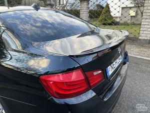 Black BMW 520 2011 in Vilnius, with an engine capacity of 2.00 L and mileage of 340 thousand km for 9950 €, photo 6 on AUTOMOTO.COM.LV