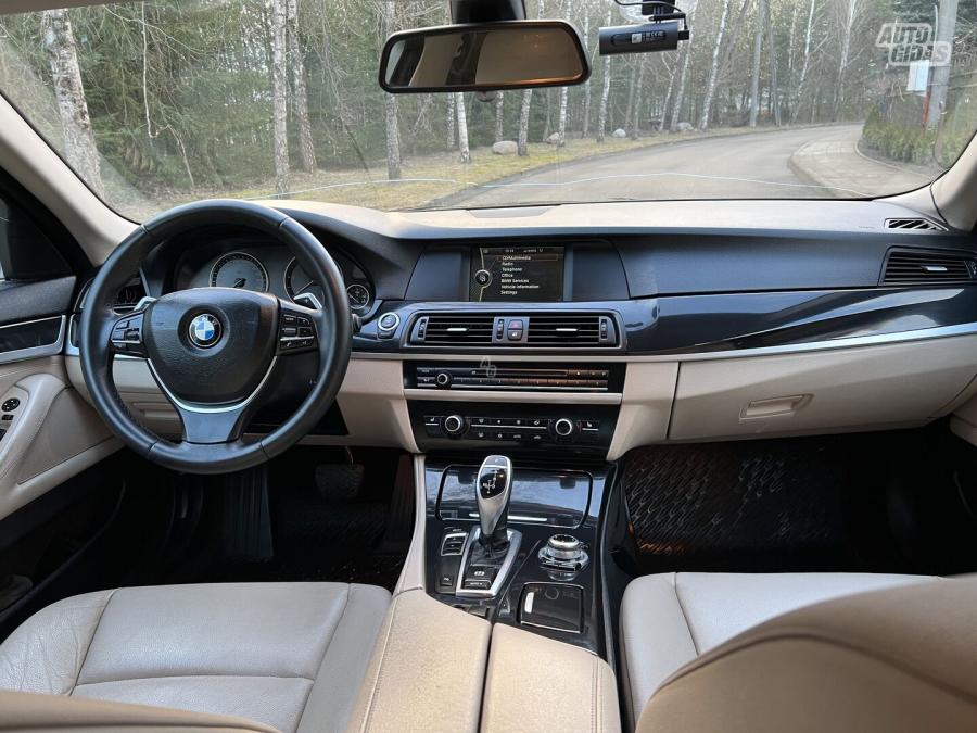 Black BMW 520 2011 in Vilnius, with an engine capacity of 2.00 L and mileage of 340 thousand km for 9950 €, photo 10 on AUTOMOTO.COM.LV