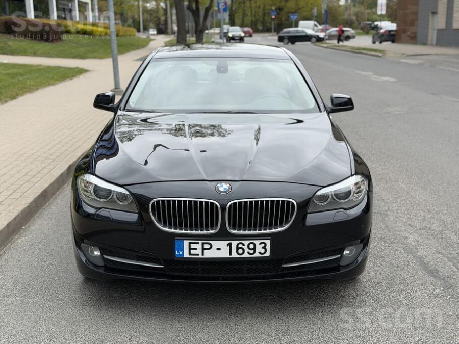 Черный БМВ 520 2011 в Рига, объемом двигателя 2.00 л и пробегом 280 тыс. км за 9800 €, фото 4 на AUTOMOTO.COM.LV