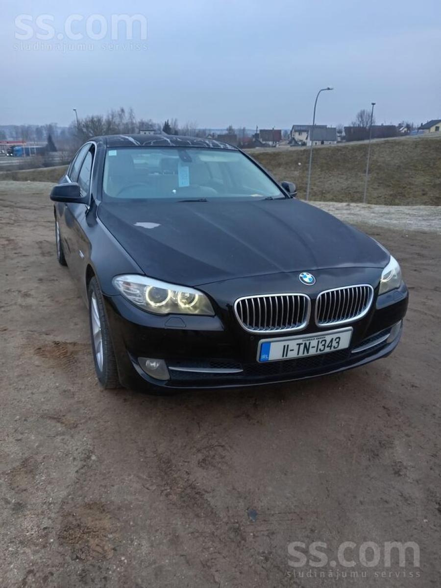Black BMW 520 2011 in Daugavpils, with an engine capacity of 2.00 L and mileage of 340 thousand km for 4000 €, photo 11 on AUTOMOTO.COM.LV