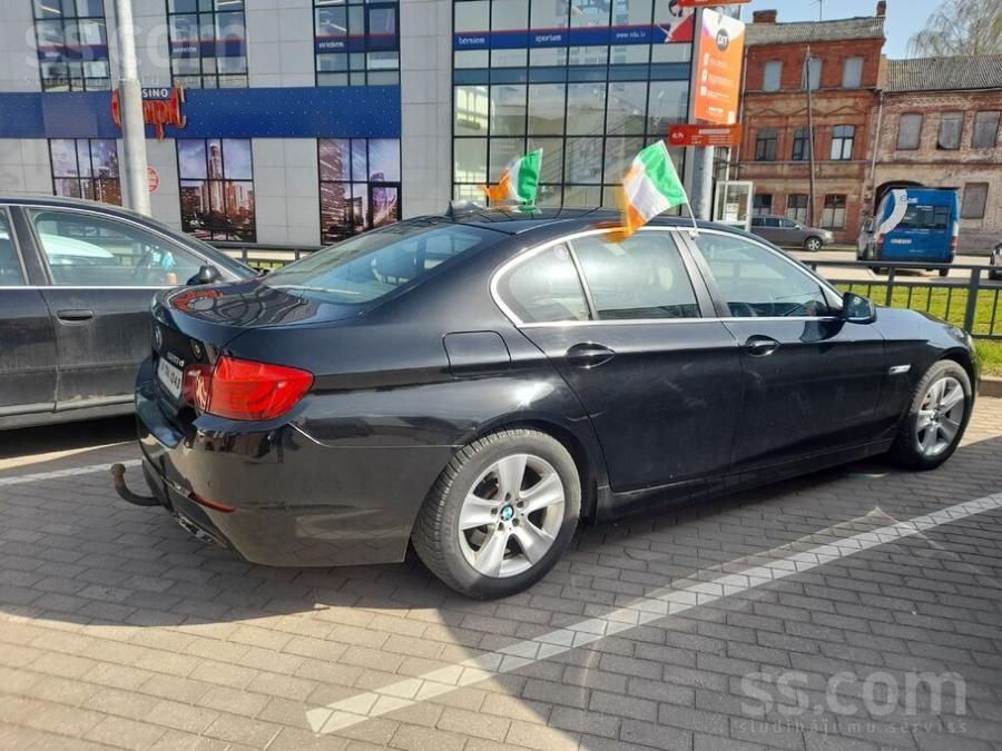 Black BMW 520 2011 in Daugavpils, with an engine capacity of 2.00 L and mileage of 340 thousand km for 4000 €, photo 15 on AUTOMOTO.COM.LV