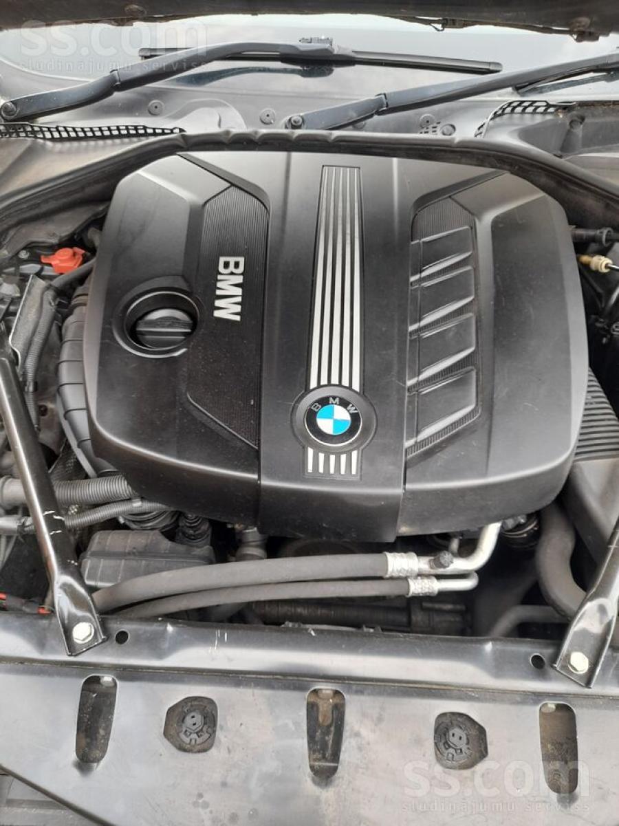 Black BMW 520 2011 in Daugavpils, with an engine capacity of 2.00 L and mileage of 340 thousand km for 4000 €, photo 21 on AUTOMOTO.COM.LV