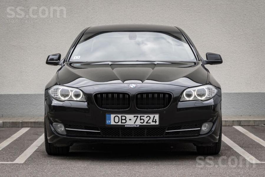 Black BMW 520 2011 in Riga, with an engine capacity of 2.00 L and mileage of 0 thousand km for 13300 €, photo 3 on AUTOMOTO.COM.LV