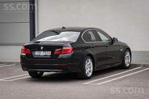 Black BMW 520 2011 in Riga, with an engine capacity of 2.00 L and mileage of 0 thousand km for 13300 €, photo 5 on AUTOMOTO.COM.LV