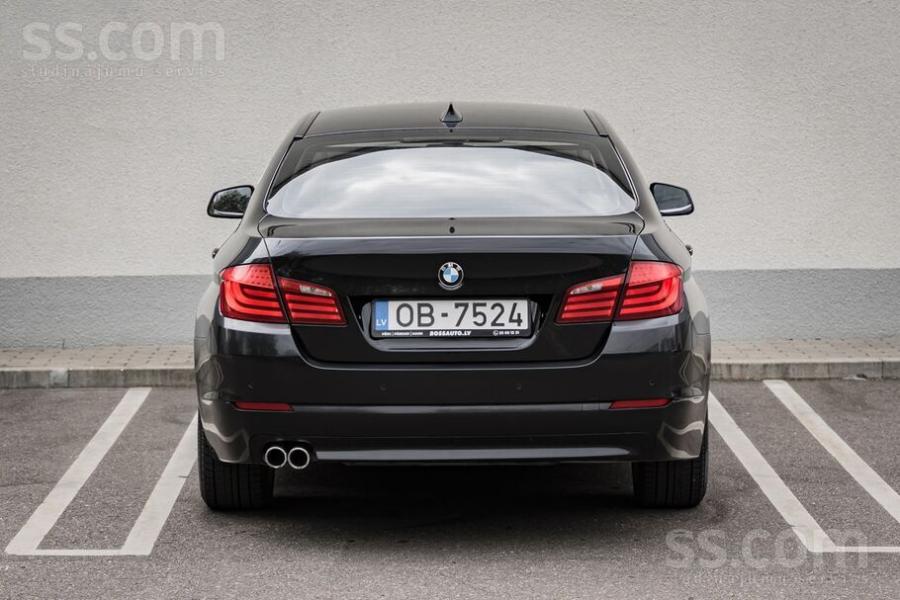 Black BMW 520 2011 in Riga, with an engine capacity of 2.00 L and mileage of 0 thousand km for 13300 €, photo 6 on AUTOMOTO.COM.LV