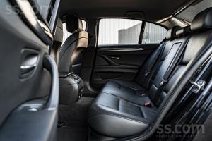 Black BMW 520 2011 in Riga, with an engine capacity of 2.00 L and mileage of 0 thousand km for 13300 €, photo 11 on AUTOMOTO.COM.LV