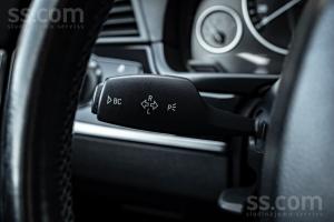 Black BMW 520 2011 in Riga, with an engine capacity of 2.00 L and mileage of 0 thousand km for 13300 €, photo 17 on AUTOMOTO.COM.LV