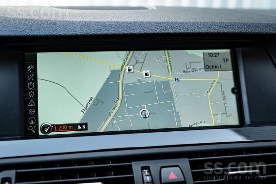 Black BMW 520 2011 in Riga, with an engine capacity of 2.00 L and mileage of 0 thousand km for 13300 €, photo 27 on AUTOMOTO.COM.LV