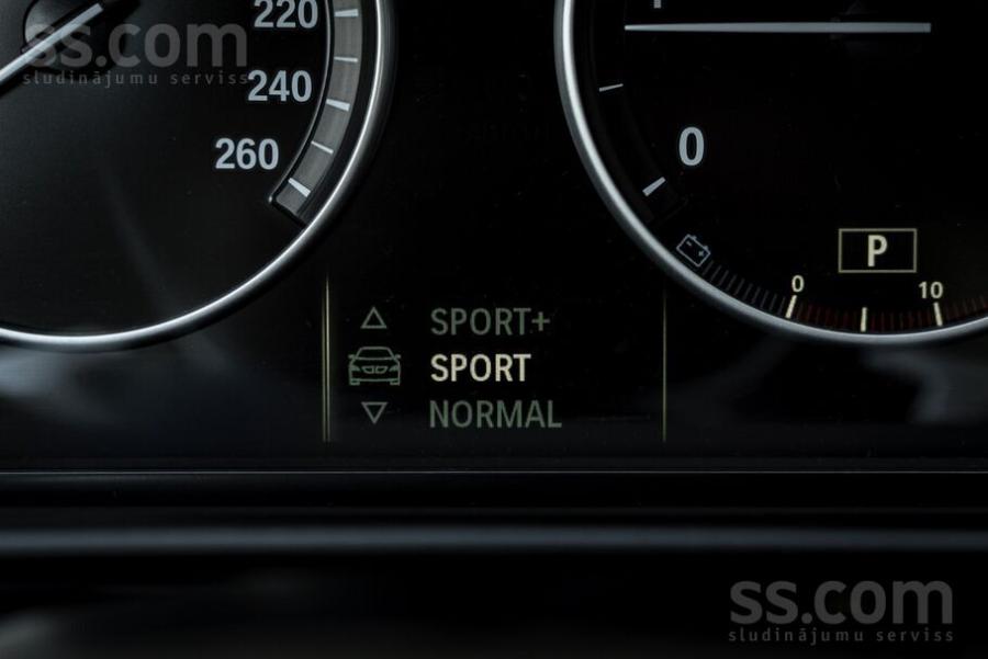 Black BMW 520 2011 in Riga, with an engine capacity of 2.00 L and mileage of 0 thousand km for 13300 €, photo 28 on AUTOMOTO.COM.LV