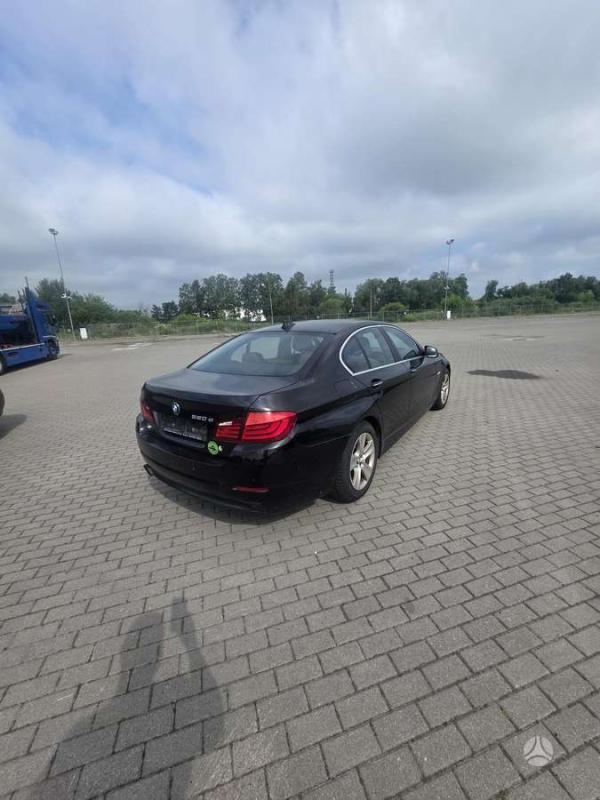 Melns BMW 520 2011 Marijampole, ar dzinēja tilpumu 2.00 L un nobraukumu 299 tūkst. km par 4250 €, foto 7 vietnē AUTOMOTO.COM.LV