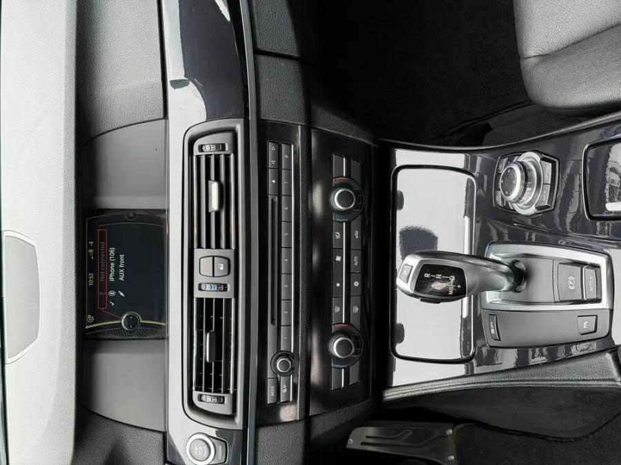 Melns BMW 520 2011 Rīga, ar dzinēja tilpumu 2.00 L un nobraukumu 277 tūkst. km par 9900 €, foto 10 vietnē AUTOMOTO.COM.LV