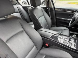 Melns BMW 520 2011 Rīga, ar dzinēja tilpumu 2.00 L un nobraukumu 277 tūkst. km par 9900 €, foto 14 vietnē AUTOMOTO.COM.LV