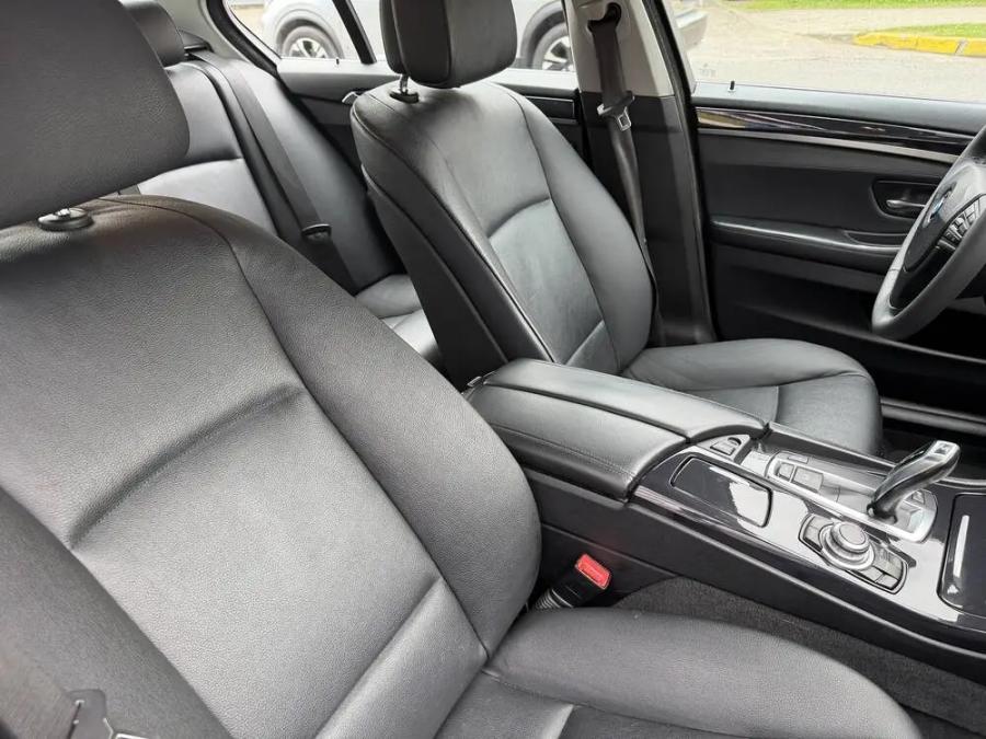 Melns BMW 520 2011 Rīga, ar dzinēja tilpumu 2.00 L un nobraukumu 277 tūkst. km par 9900 €, foto 14 vietnē AUTOMOTO.COM.LV