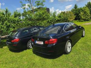 Black BMW 520 2011 in Kaunas, with an engine capacity of 2.00 L and mileage of 299 thousand km for 7700 €, photo 4 on AUTOMOTO.COM.LV