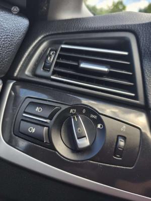 Black BMW 520 2011 in Kaunas, with an engine capacity of 2.00 L and mileage of 299 thousand km for 7700 €, photo 15 on AUTOMOTO.COM.LV