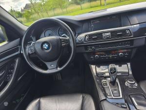 Black BMW 520 2011 in Kaunas, with an engine capacity of 2.00 L and mileage of 299 thousand km for 7700 €, photo 20 on AUTOMOTO.COM.LV