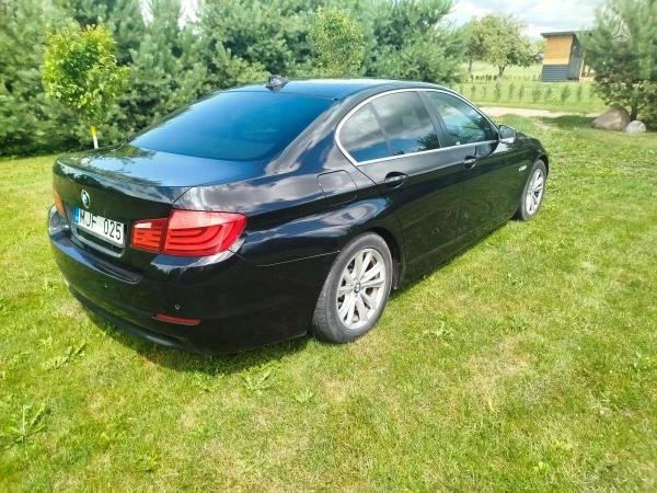 Черный БМВ 520 2011 в Вилкавишкис, объемом двигателя 2.00 л и пробегом 270 тыс. км за 8999 €, фото 6 на AUTOMOTO.COM.LV