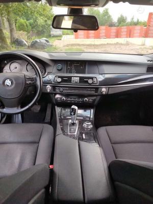 Melns BMW 520 2011 Vilkaviškis, ar dzinēja tilpumu 2.00 L un nobraukumu 270 tūkst. km par 8999 €, foto 9 vietnē AUTOMOTO.COM.LV