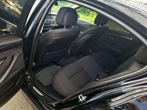 Black BMW 520 2011 in Radviliskis, with an engine capacity of 2.00 L and mileage of 291 thousand km for 6999 €, photo 10 on AUTOMOTO.COM.LV