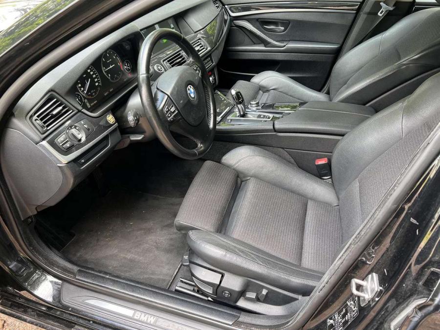 Melns BMW 520 2011 Utena, ar dzinēja tilpumu 2.00 L un nobraukumu 260 tūkst. km par 7800 €, foto 16 vietnē AUTOMOTO.COM.LV