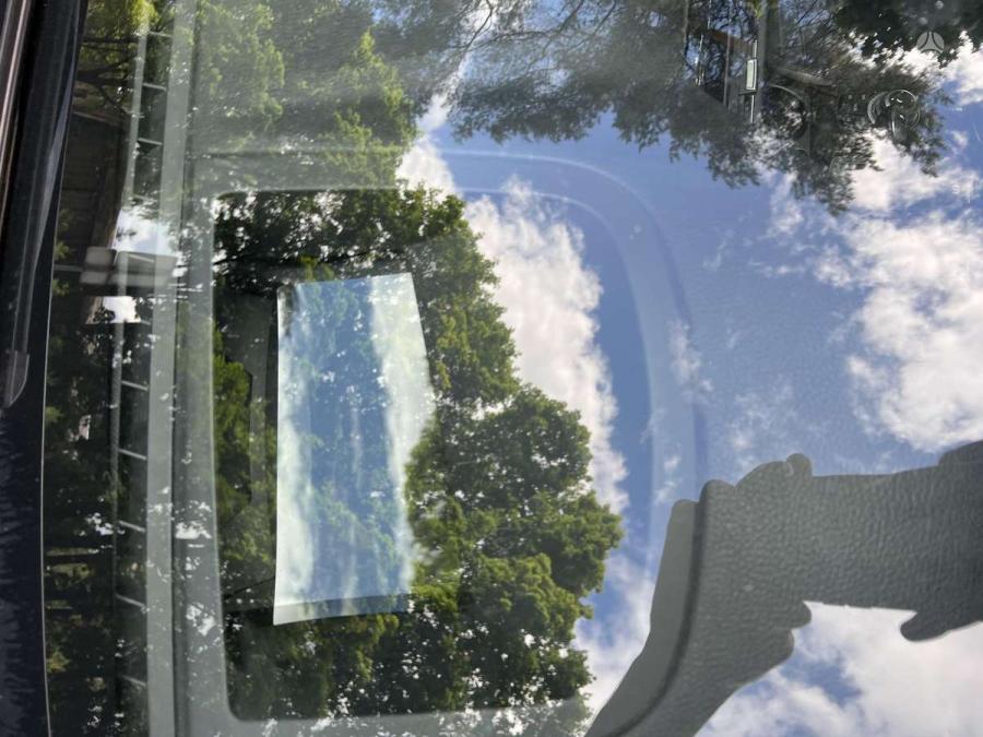 Melns BMW 520 2011 Utena, ar dzinēja tilpumu 2.00 L un nobraukumu 260 tūkst. km par 7800 €, foto 23 vietnē AUTOMOTO.COM.LV