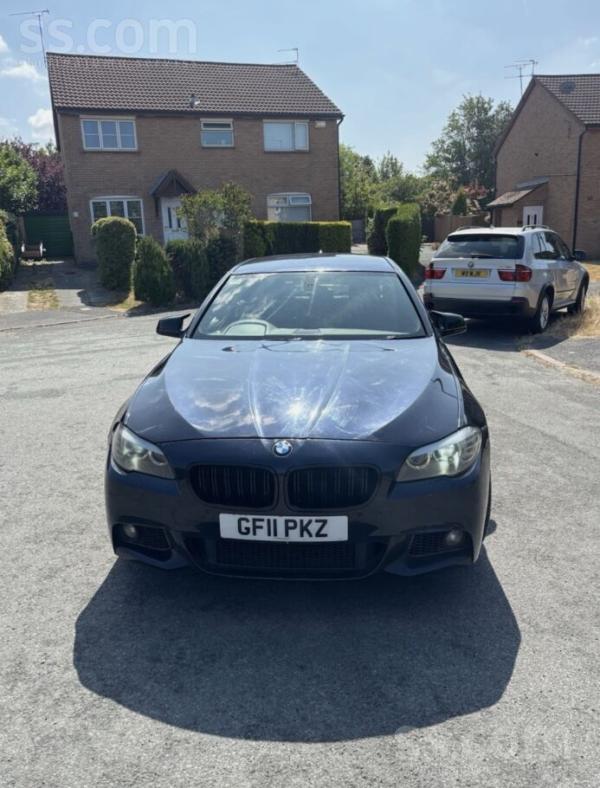 Melns BMW 520 2011 Rīga, ar dzinēja tilpumu 2.00 L un nobraukumu 200 tūkst. km par 3800 €, foto 4 vietnē AUTOMOTO.COM.LV