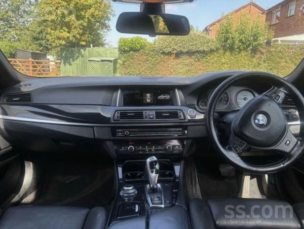 Melns BMW 520 2011 Rīga, ar dzinēja tilpumu 2.00 L un nobraukumu 200 tūkst. km par 3800 €, foto 5 vietnē AUTOMOTO.COM.LV