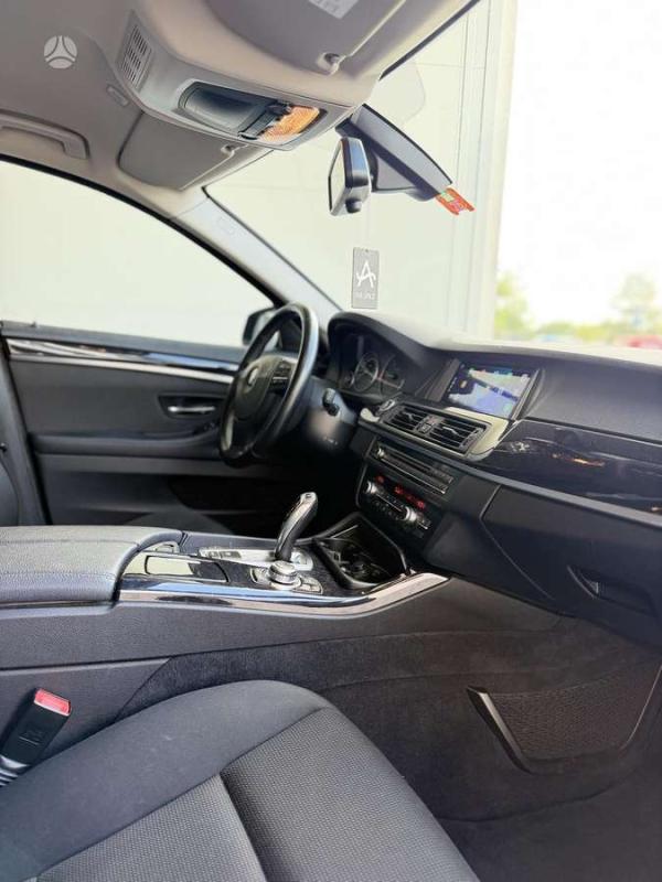 Black BMW 520 2011 in Vilnius, with an engine capacity of 2.00 L and mileage of 270 thousand km for 7700 €, photo 7 on AUTOMOTO.COM.LV
