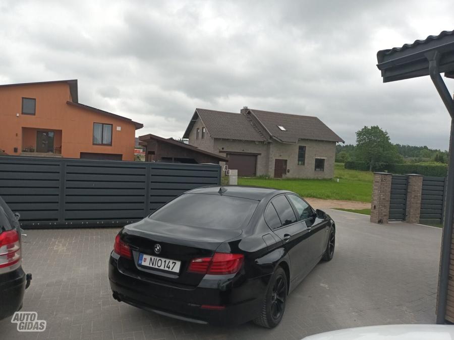 Melns BMW 520 2011 Telšiai, ar dzinēja tilpumu 2.00 L un nobraukumu 280 tūkst. km par 9550 €, foto 7 vietnē AUTOMOTO.COM.LV