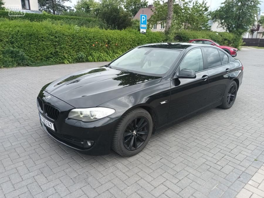 Melns BMW 520 2011 Telšiai, ar dzinēja tilpumu 2.00 L un nobraukumu 280 tūkst. km par 9550 €, foto 20 vietnē AUTOMOTO.COM.LV