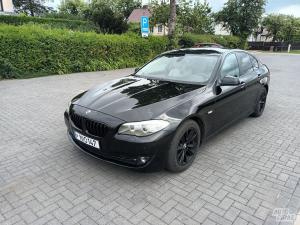 Melns BMW 520 2011 Telšiai, ar dzinēja tilpumu 2.00 L un nobraukumu 280 tūkst. km par 9550 €, foto 22 vietnē AUTOMOTO.COM.LV