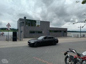 Melns BMW 520 2011 Telšiai, ar dzinēja tilpumu 2.00 L un nobraukumu 280 tūkst. km par 9550 €, foto 29 vietnē AUTOMOTO.COM.LV