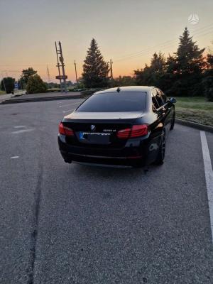 Black BMW 520 2011 in Marijampole, with an engine capacity of 2.00 L and mileage of 349 thousand km for 7300 €, photo 3 on AUTOMOTO.COM.LV