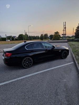 Black BMW 520 2011 in Marijampole, with an engine capacity of 2.00 L and mileage of 349 thousand km for 7300 €, photo 4 on AUTOMOTO.COM.LV
