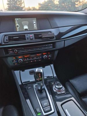 Black BMW 520 2011 in Marijampole, with an engine capacity of 2.00 L and mileage of 349 thousand km for 7300 €, photo 6 on AUTOMOTO.COM.LV