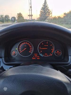 Black BMW 520 2011 in Marijampole, with an engine capacity of 2.00 L and mileage of 349 thousand km for 7300 €, photo 7 on AUTOMOTO.COM.LV